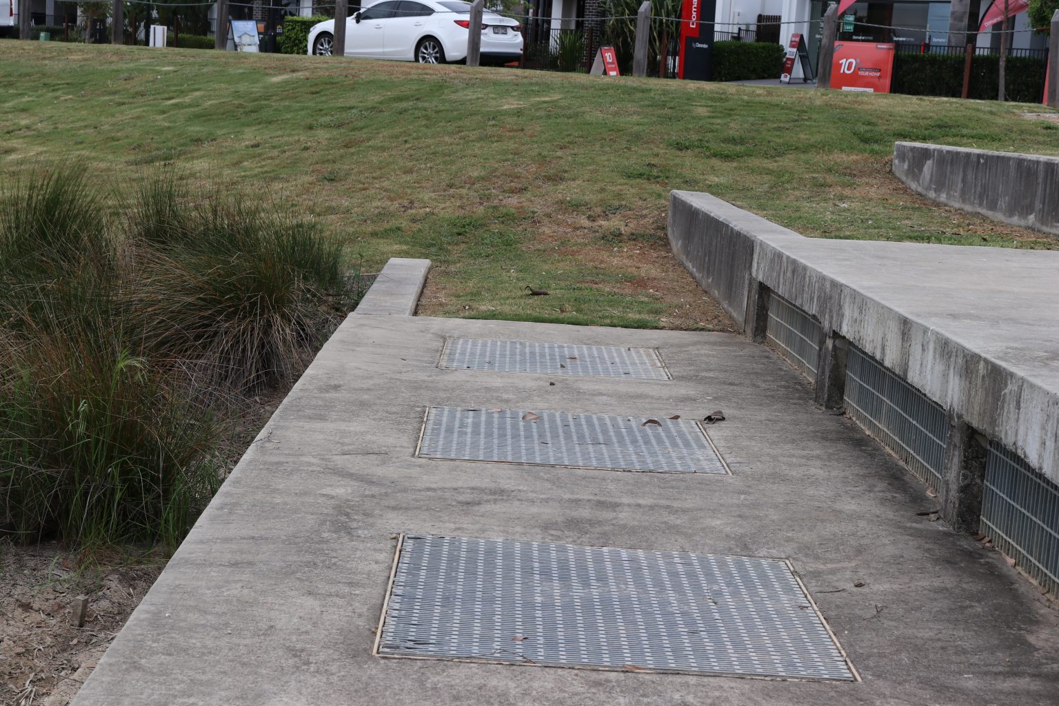 Heelguard Cast In Hinged Sump Pit Grates | Civilcast